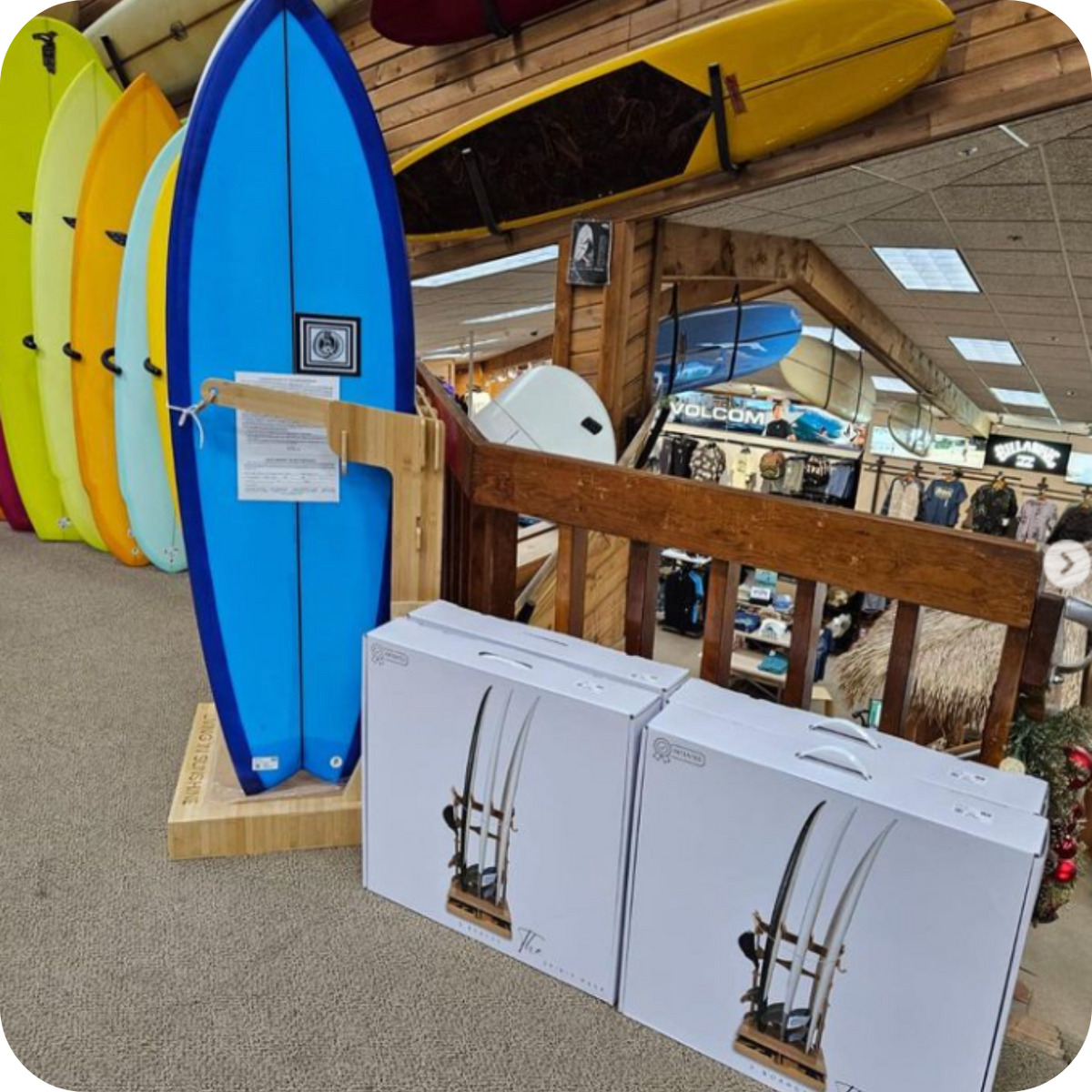 LISS | Freestanding Vertical Surfboard Rack